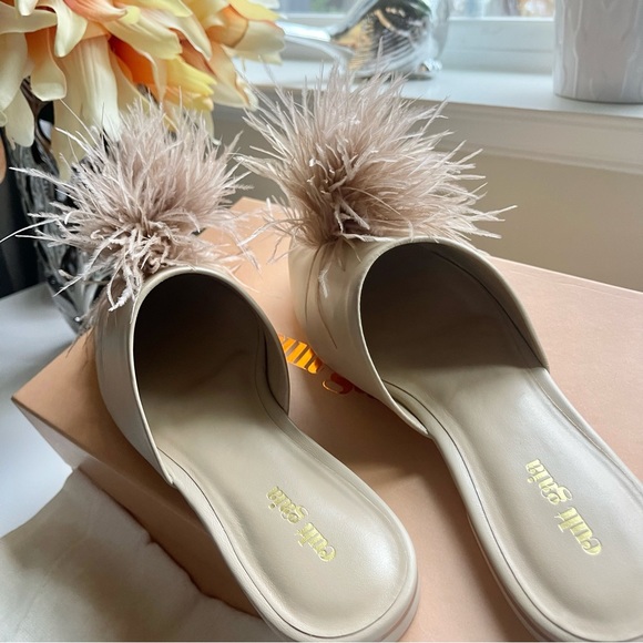 cult gaia | Shoes | Cult Gaia Ray Ostrich Feather Mule | Poshmark
